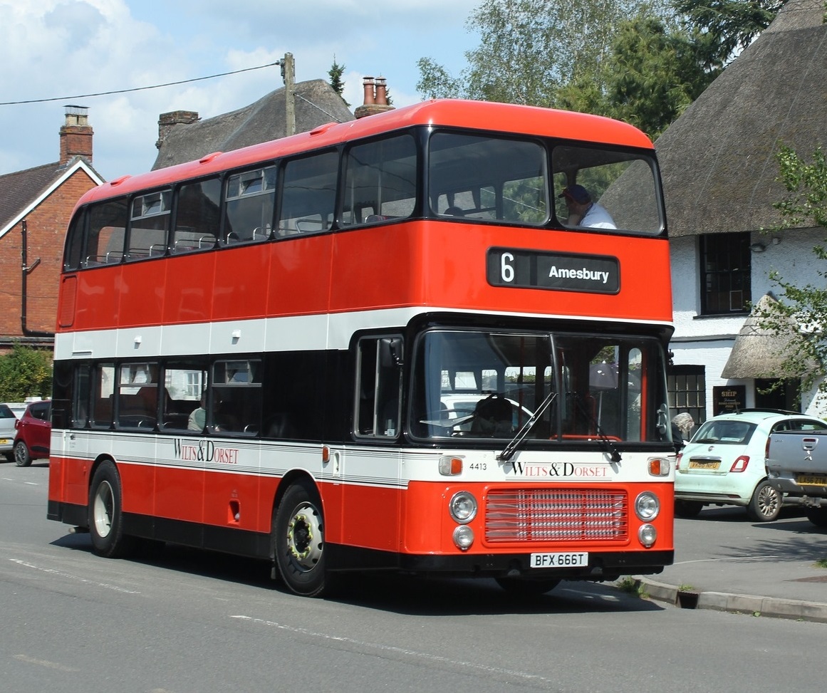 Wightrider | The Buses