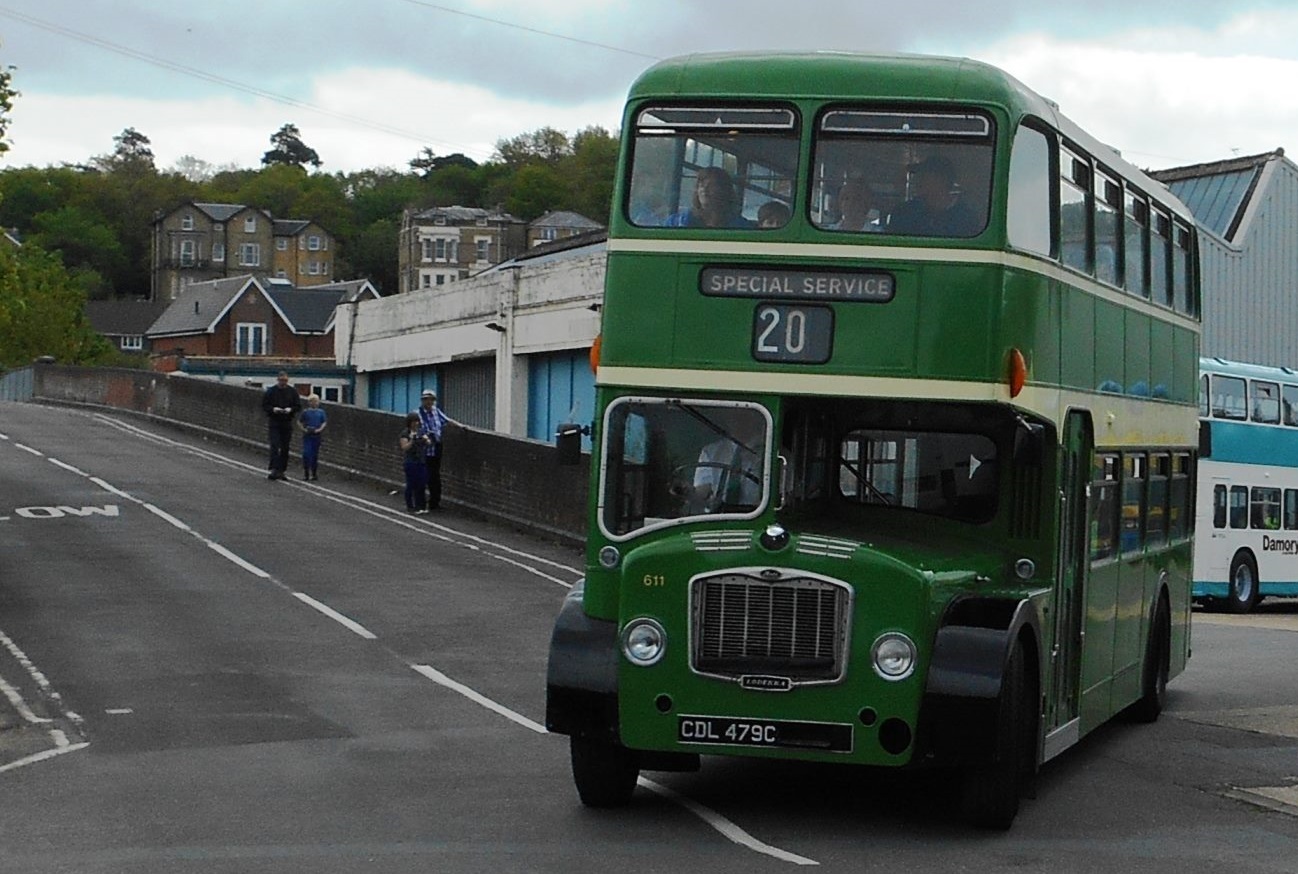 Wightrider | The Buses